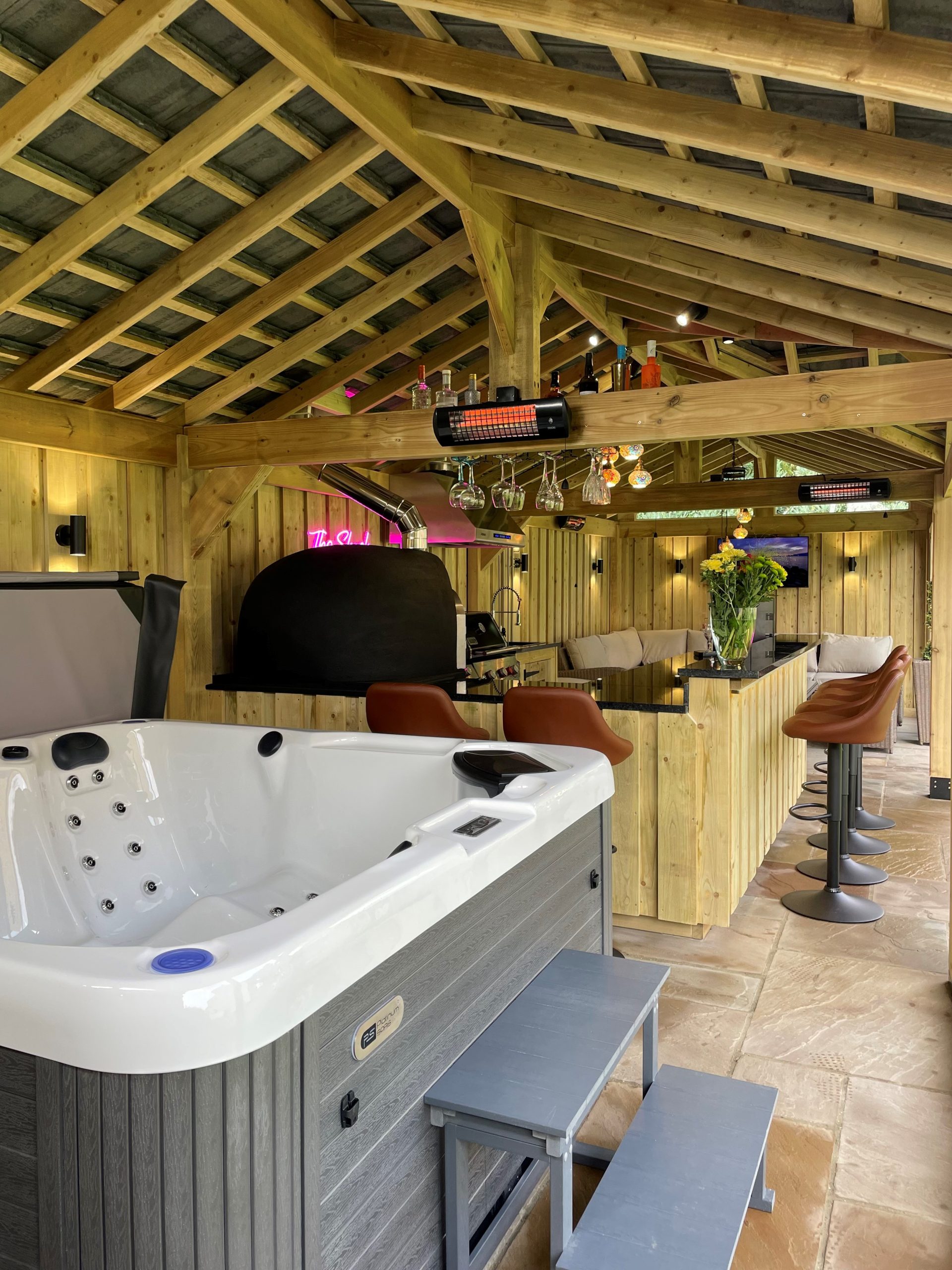 ALISON & PHIL | Amigo Ovens