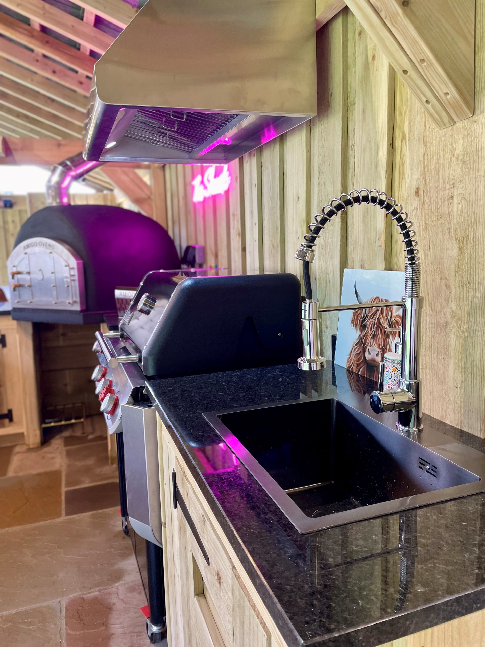 ALISON & PHIL | Amigo Ovens